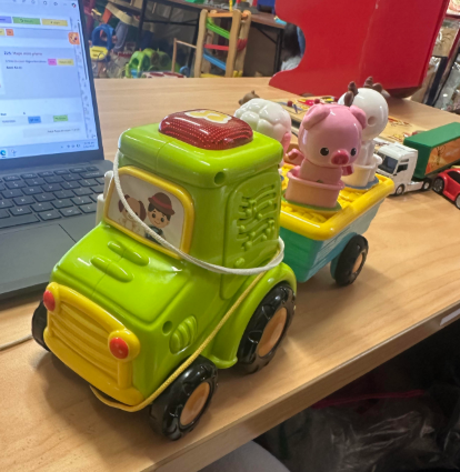 Vtech Sort and Wiggle Tractor